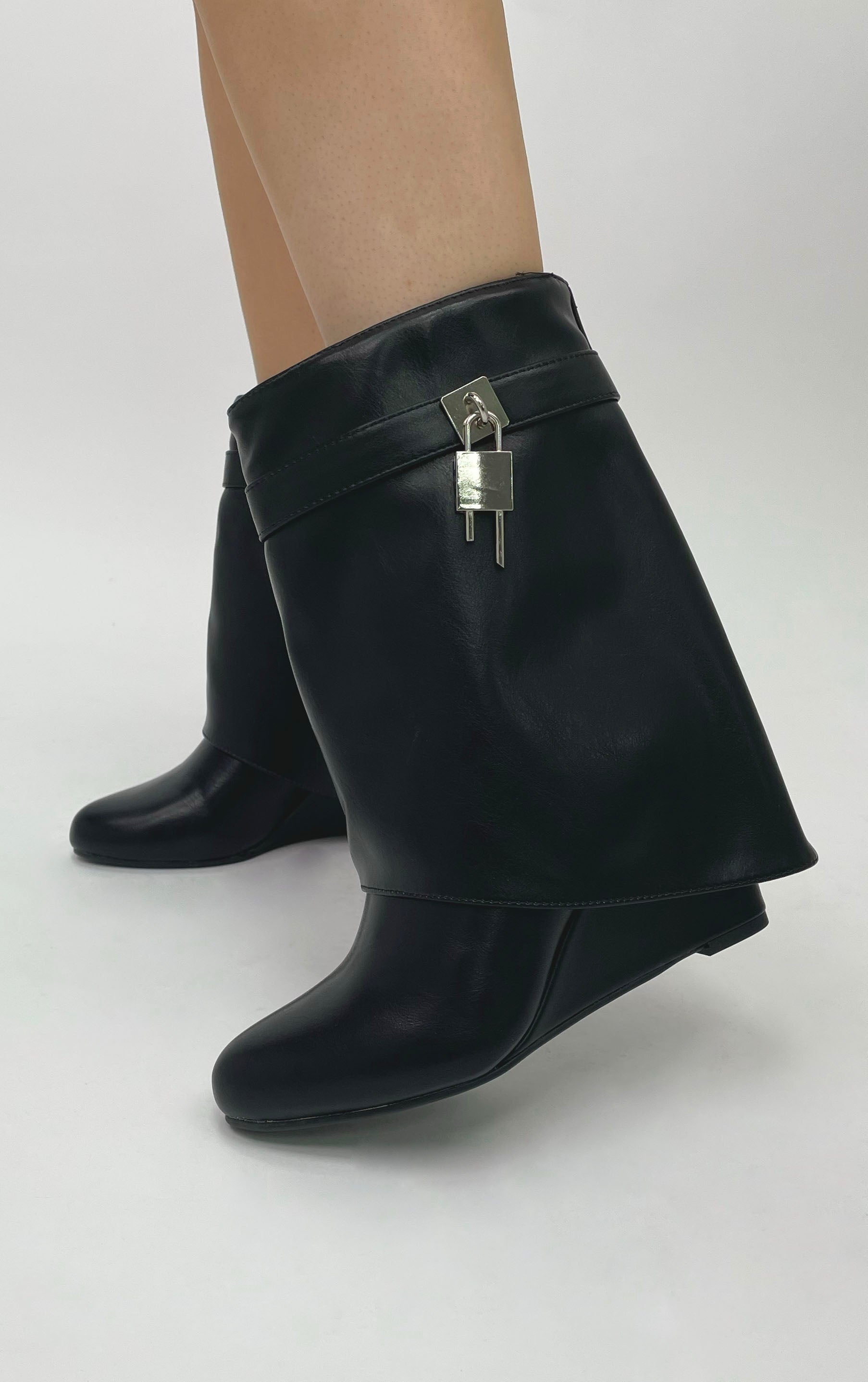 Boots – Miss Moda Luxe